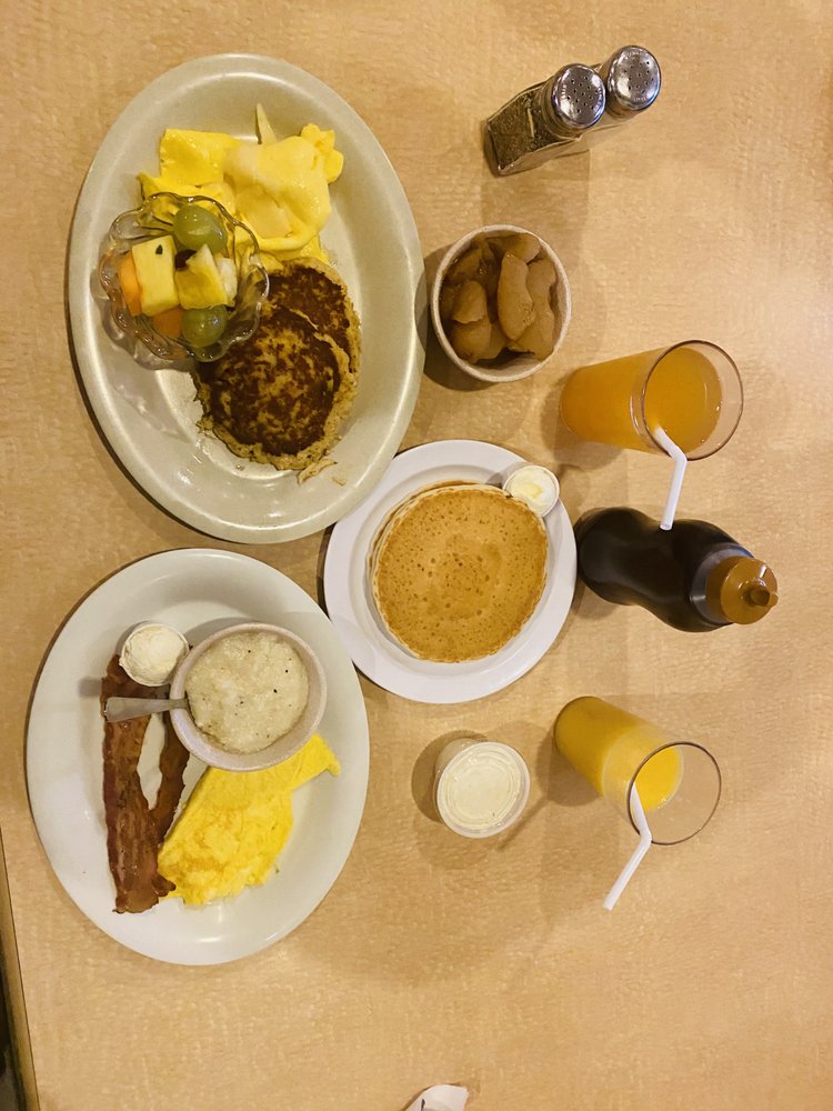 SANDFIDDLER CAFE - Updated October 2024 - 335 Photos & 370 Reviews ...