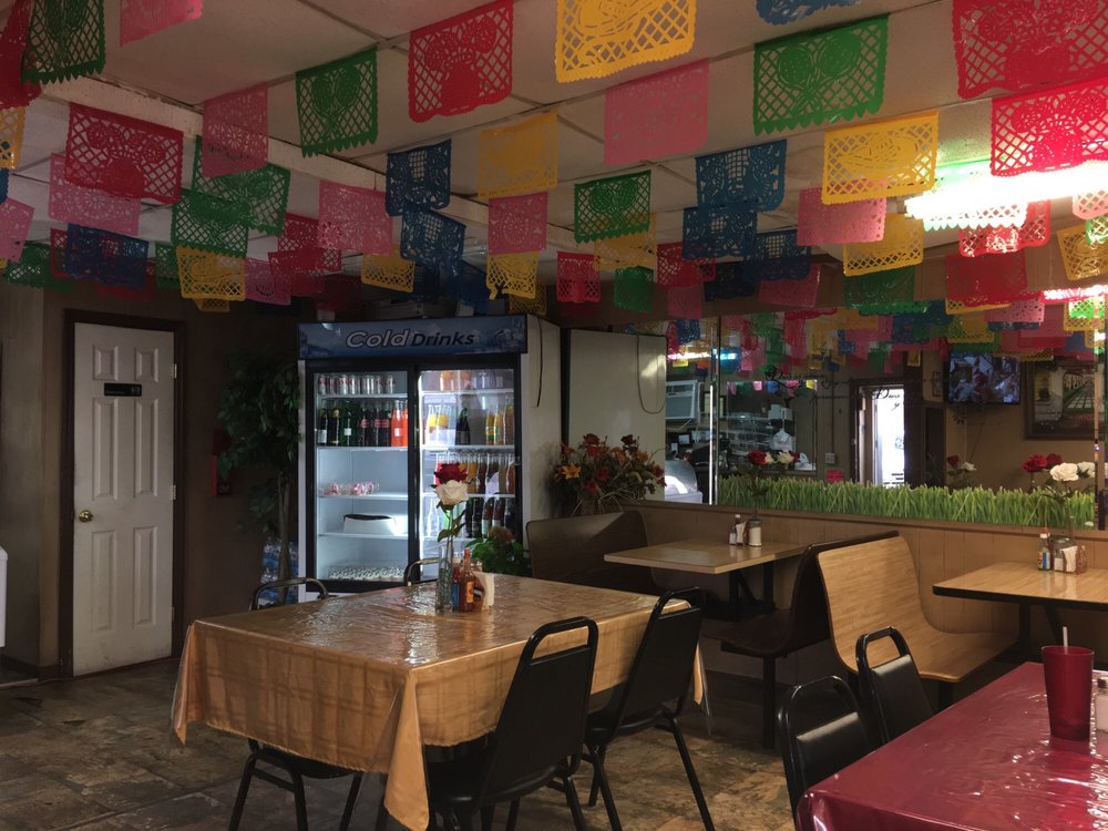 PUPUSARIA Y TAQUERIA TIO CHILO - Updated October 2025 - 15 Photos & 20 ...