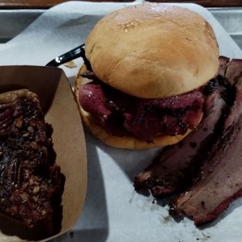 ERIC’S FAMILY BARBECUE - Updated February 2025 - 658 Photos & 882 ...