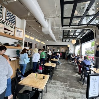 SUNDAY MOTOR CO CAFE - Updated December 2025 - 489 Photos & 209 Reviews ...