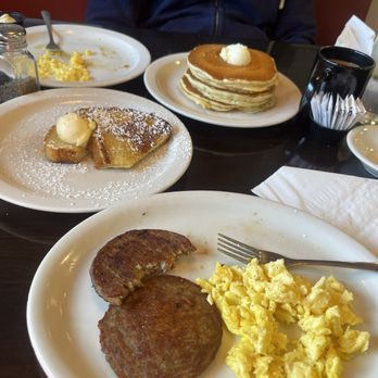 CHICKEN ‘N THE EGG - Updated August 2024 - 102 Photos & 135 Reviews ...