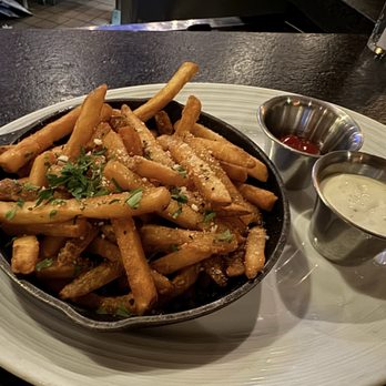 PINSTRIPES - Updated November 2024 - 973 Photos & 774 Reviews - 435 E ...