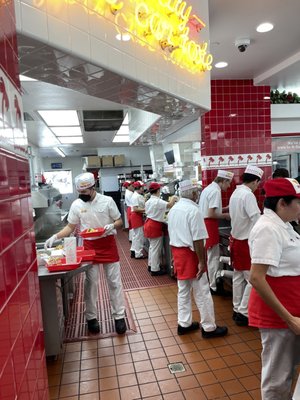IN-N-OUT BURGER - Updated August 2025 - 209 Photos & 271 Reviews ...