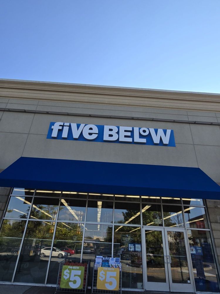 FIVE BELOW - Updated January 2025 - 18 Photos - 40 Town Center Dr ...