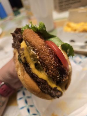 SHAKE SHACK - Updated December 2025 - 88 Photos & 31 Reviews - 911 ...