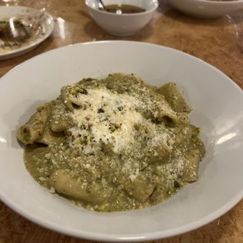 MAMASAMAS RESTAURANT - Updated June 2025 - 119 Photos & 33 Reviews ...