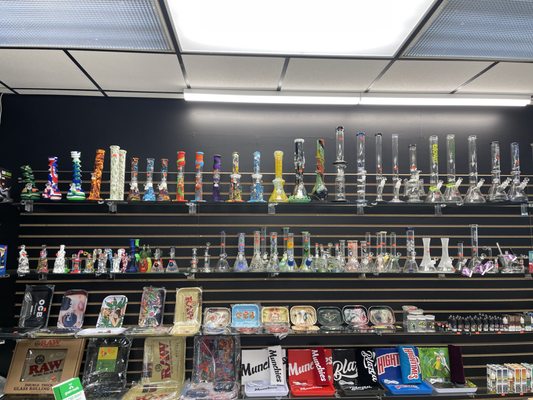 SMOKE PLUG - Updated February 2025 - 51 Photos - 346 Main St ...