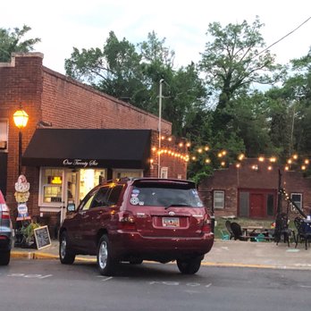 MAMA RAE’S ICE CREAM SHOPPE - Updated October 2025 - 49 Photos & 18 ...