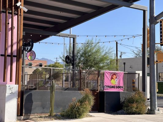 CHEZ PEACHY - Updated November 2024 - 193 Photos & 44 Reviews - 501 N ...