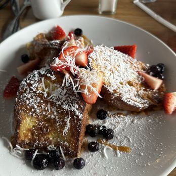 BROKEN YOLK CAFE - Updated June 2024 - 1098 Photos & 1206 Reviews ...