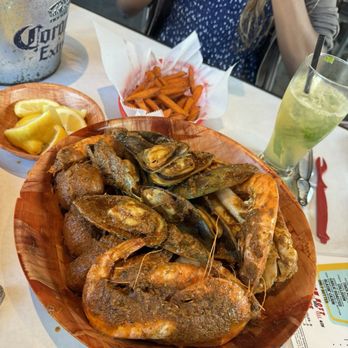 FIREHOUSE CRAWFISH- DELTA SHORE - Updated July 2025 - 295 Photos & 153 ...