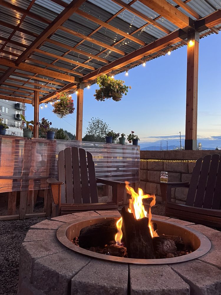 GRUFF BREWING - Updated September 2024 - 89 Photos & 74 Reviews - 104 E ...