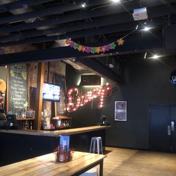 BARRY’S BAR & GRILL - Updated August 2024 - 50 Photos & 63 Reviews ...