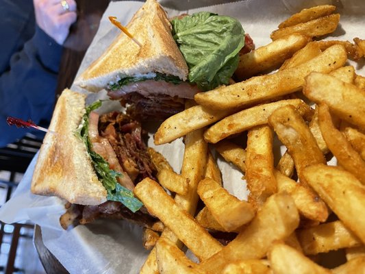 CRISTY’S MADISON, RESTAURANT & BAR - 85 Photos & 167 Reviews - American ...