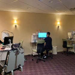 PHILLIPS EYE CENTER - 25 Photos & 47 Reviews - 619 River Dr, Elmwood ...