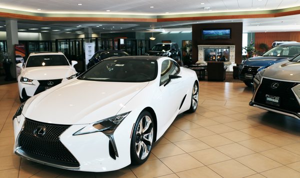 STEVINSON LEXUS OF LAKEWOOD - Updated January 2026 - 41 Photos & 176 ...