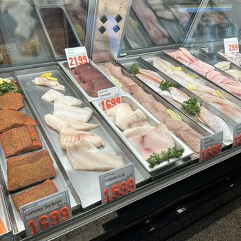 FISHMONGERS SEAFOOD MARKET - Updated December 2025 - 75 Photos & 26 ...