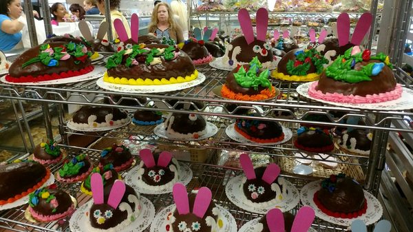 MINOS BAKERY - 19 Photos & 26 Reviews - Bakeries - 106 W Black Horse ...