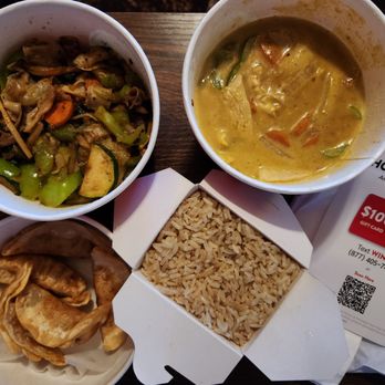 THAI CHILI 2GO - Updated January 2025 - 51 Photos & 63 Reviews - 7450 S ...