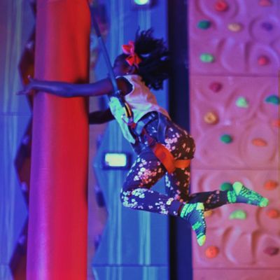 URBAN AIR TRAMPOLINE AND ADVENTURE PARK - 63 Photos & 26 Reviews - 5830 ...