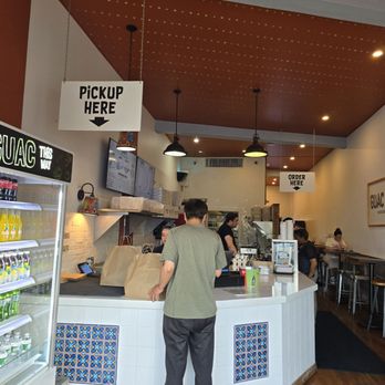 GUAC SHOP MEXICAN GRILL - Updated October 2025 - 64 Photos & 44 Reviews ...