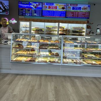 TONYS DONUTS - Updated January 2025 - 52 Photos & 37 Reviews - 11525 ...