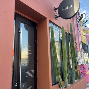 SANA SKIN STUDIO WYNWOOD - 264 Photos & 228 Reviews - 167 NW 25th St ...