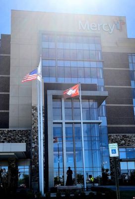 MERCY HOSPITAL - Updated November 2025 - 19 Photos & 48 Reviews - 2710 ...