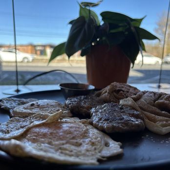 THE SKINNY PANCAKE - Updated March 2025 - 34 Photos & 12 Reviews - 379 ...