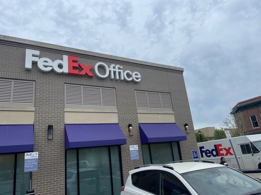 FEDEX OFFICE PRINT & SHIP CENTER - Updated January 2025 - 42 Reviews ...