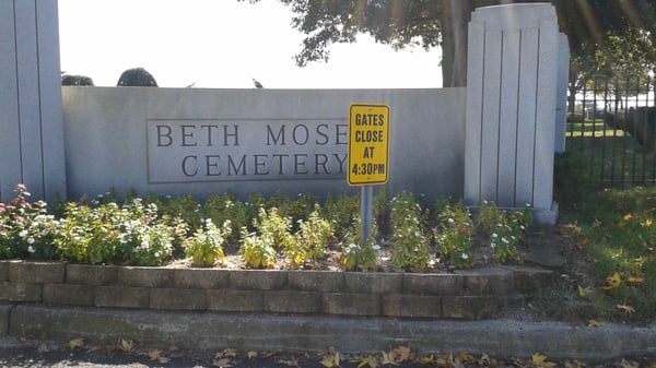 BETH MOSES CEMETERY - Updated December 2025 - 12 Photos & 19 Reviews ...