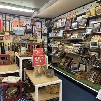 ANTIQUE ALLEY - Updated March 2025 - 32 Photos & 41 Reviews - 2000 NE ...