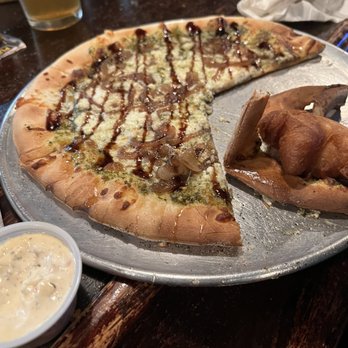 CELLARMAN’S PUB & BREWERY - Updated June 2024 - 125 Photos & 164 ...