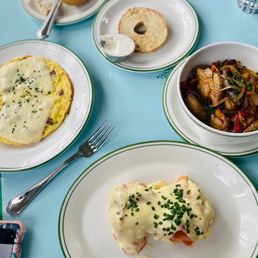 SADELLE’S - Updated August 2025 - 548 Photos & 316 Reviews - 1 Highland ...