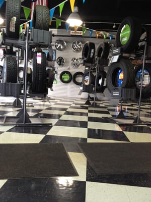 LESLIE TIRE SERVICE - Updated December 2025 - 19 Reviews - 144 ...