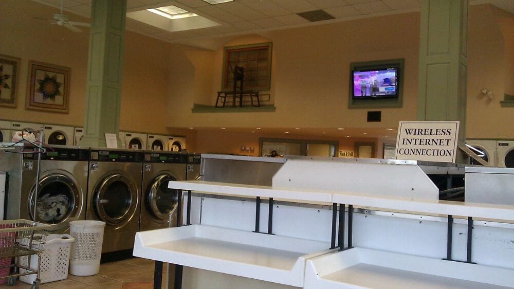 COLONIAL VILLAGE LAUNDROMAT - Updated January 2026 - 25 Reviews - 40 ...