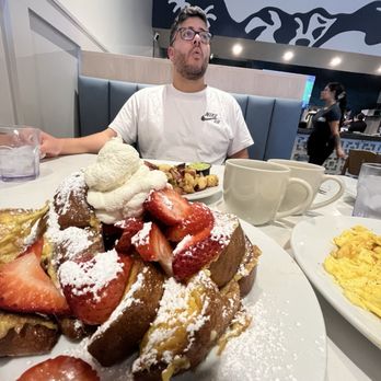 TWO TREES RESTAURANT & TAPS - Updated March 2025 - 624 Photos & 840 ...