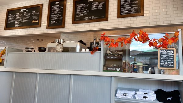 COWABUNGA COFFEE ROASTERS - Updated August 2025 - 22 Photos & 41 ...