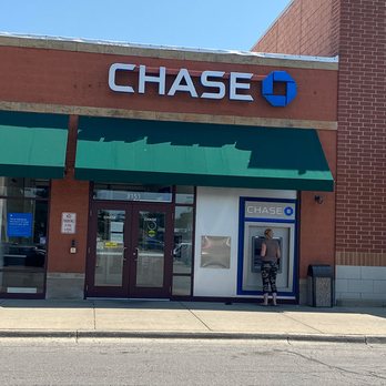 CHASE BANK - Updated December 2025 - 25 Reviews - 1590 Lee St, Des ...