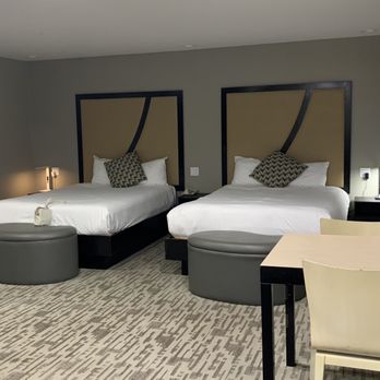 GRANDVIEW INN - Updated January 2026 - 72 Photos & 104 Reviews - 55 ...