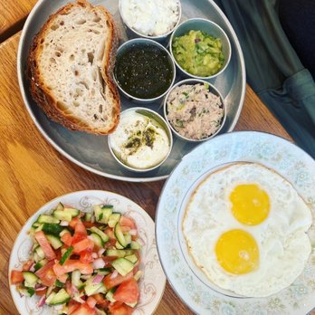 12 CHAIRS CAFE - Updated October 2025 - 755 Photos & 525 Reviews - 342 ...