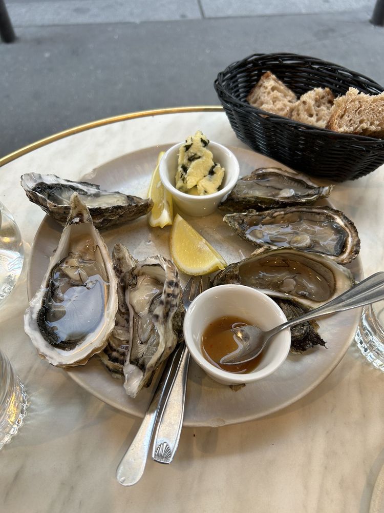 SUR MER - Updated May 2026 - 24 Photos - 53 rue de Lancry, Paris ...