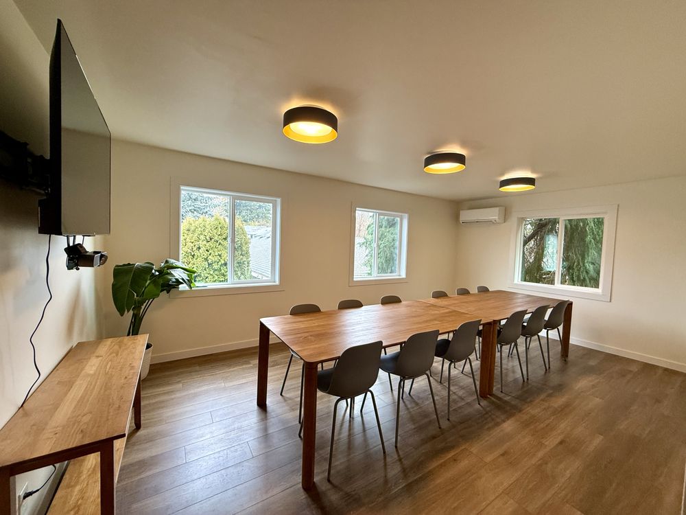 SOCIAL GOOD PLACE - Updated January 2026 - 10 Photos - 4511 SE Main St ...