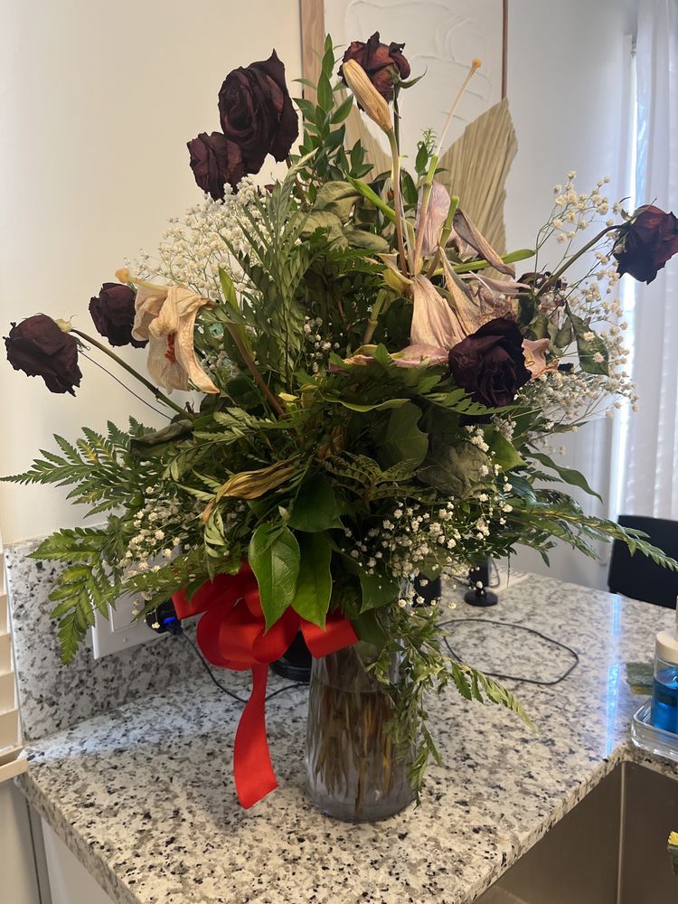 ERICA’S FLOWER BOUQUETS - Updated December 2025 - 19 Photos - 201 S K ...