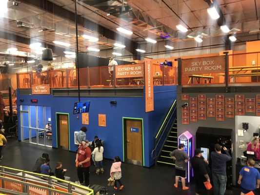 SKY ZONE TRAMPOLINE PARK - Trampoline Park at 250 Mangum St, Florence ...