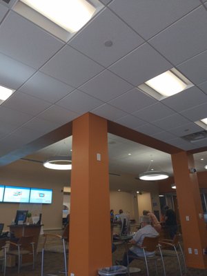 UFCU - Updated September 2025 - 27 Photos & 101 Reviews - 3305 Steck ...