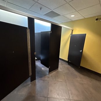 AMC DUBLIN VILLAGE 18 - Updated December 2025 - 61 Photos & 148 Reviews ...