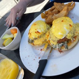 FINN’S - Updated December 2025 - 166 Photos & 157 Reviews - 2707 E 32nd ...