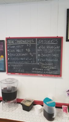 BOSTON ANNIE’S - SUBS, SALADS, SWEETS - 56 Photos & 32 Reviews - 416 ...