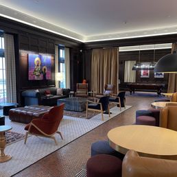 IDOL WOLF - Updated June 2025 - 522 Photos & 166 Reviews - 1528 Locust ...